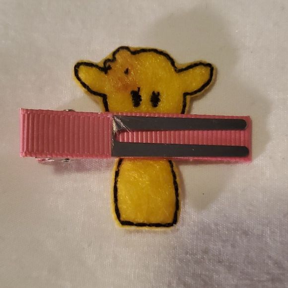 Yogi & Cecil's Boutique | Accessories | New Giraffe Felt Hair Clippy ...